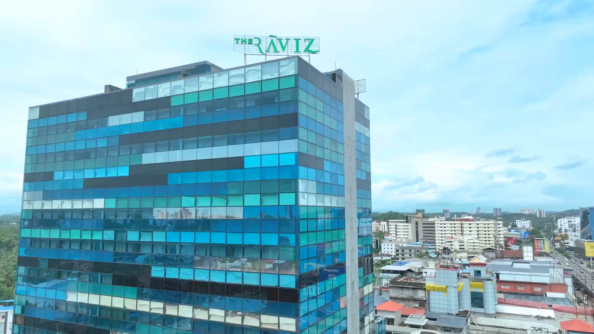 Raviz Hotels & Resorts – Discover The Enchanting Charms of Kerala